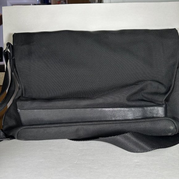 Tumi | Office | Tumi Black Leather And Canvas Laptop Bag Magnetic Clasp ...